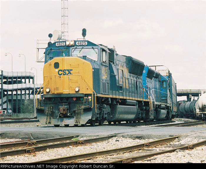 CSX 4825